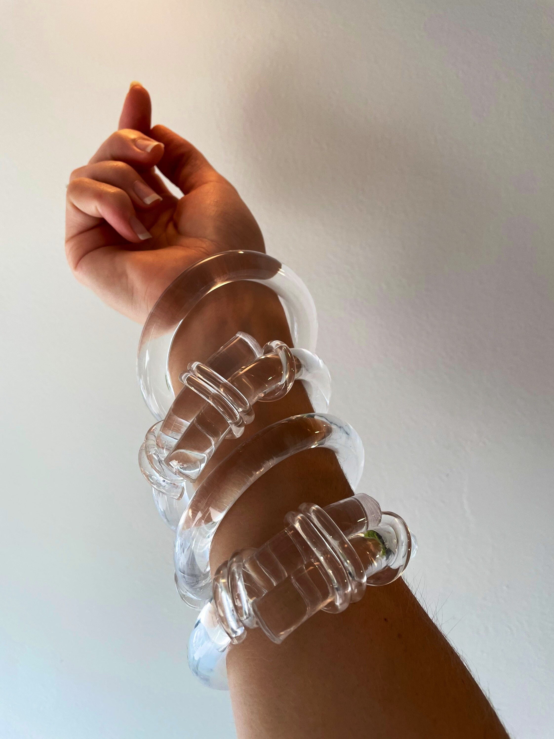 LUCITE KNOT BANGLE Clear Acrylic Bangle Lucite Bangle - Etsy UK