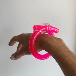 PINK KNOT BANGLE, Pink Acrylic Bangle, Neon Pink Bangle, Pink Bangle ...