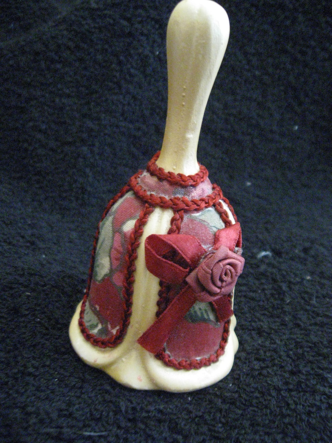 Tan and Red Bell Vintage Pottery Collectible 4 1/2 Inches Tall CL11-3 ...