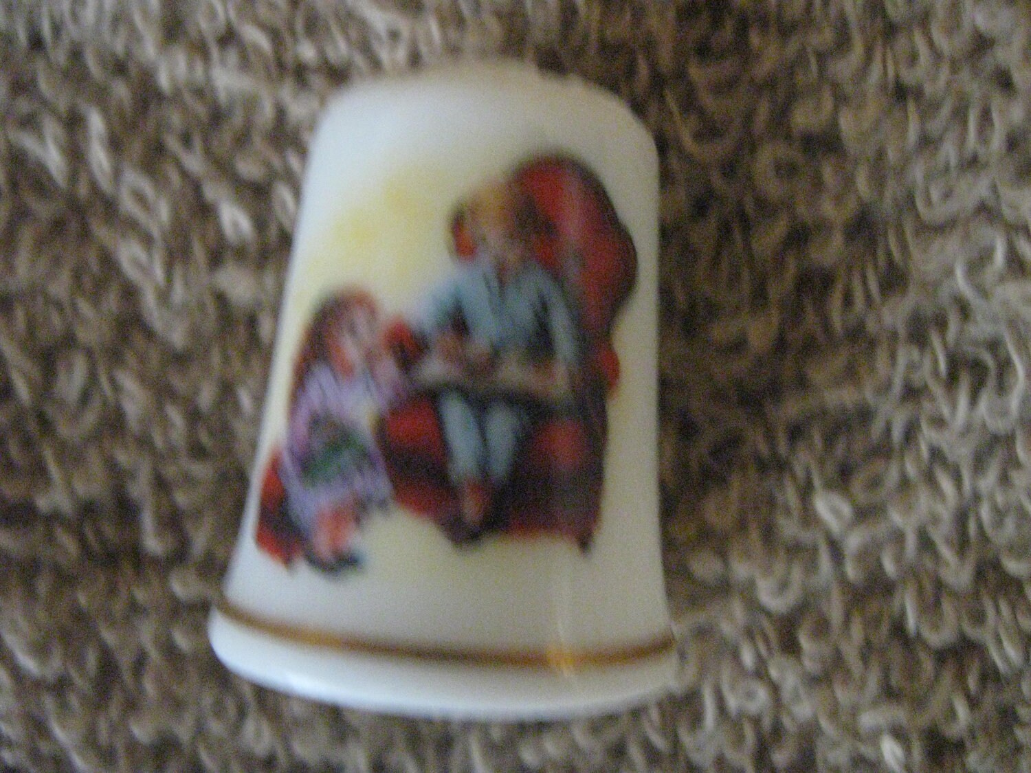 AVON Christmas1983 Thimble With Gift Box Porcelain Vintage - Etsy
