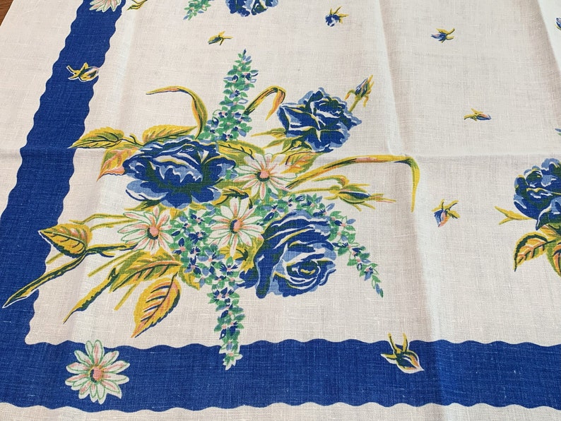 NOS Vintage Tablecloth BLUE ROSES Tulips Pink White Daisies Summer ...