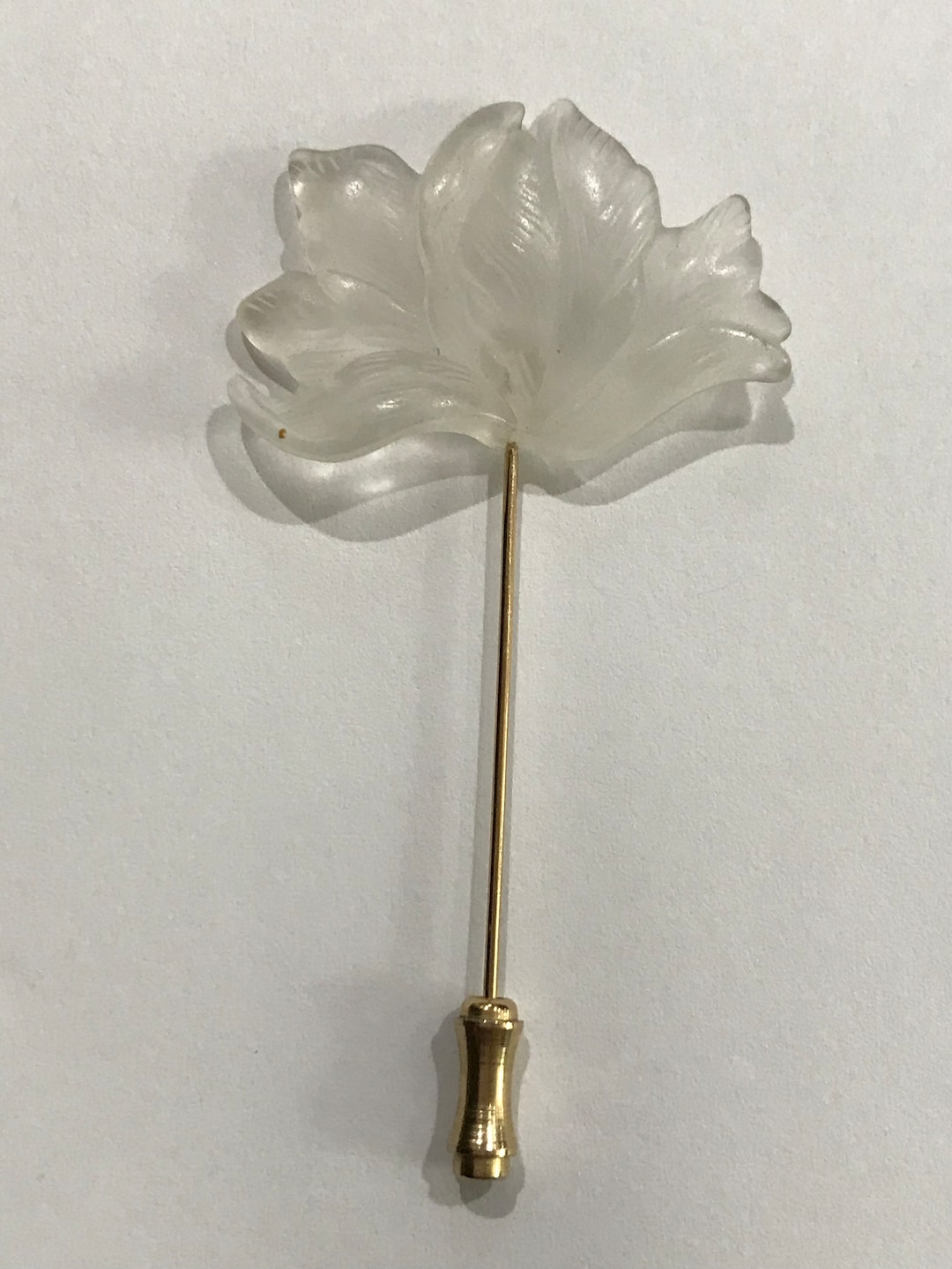 Vintage Frosted Lucite Flower Brooch - Etsy