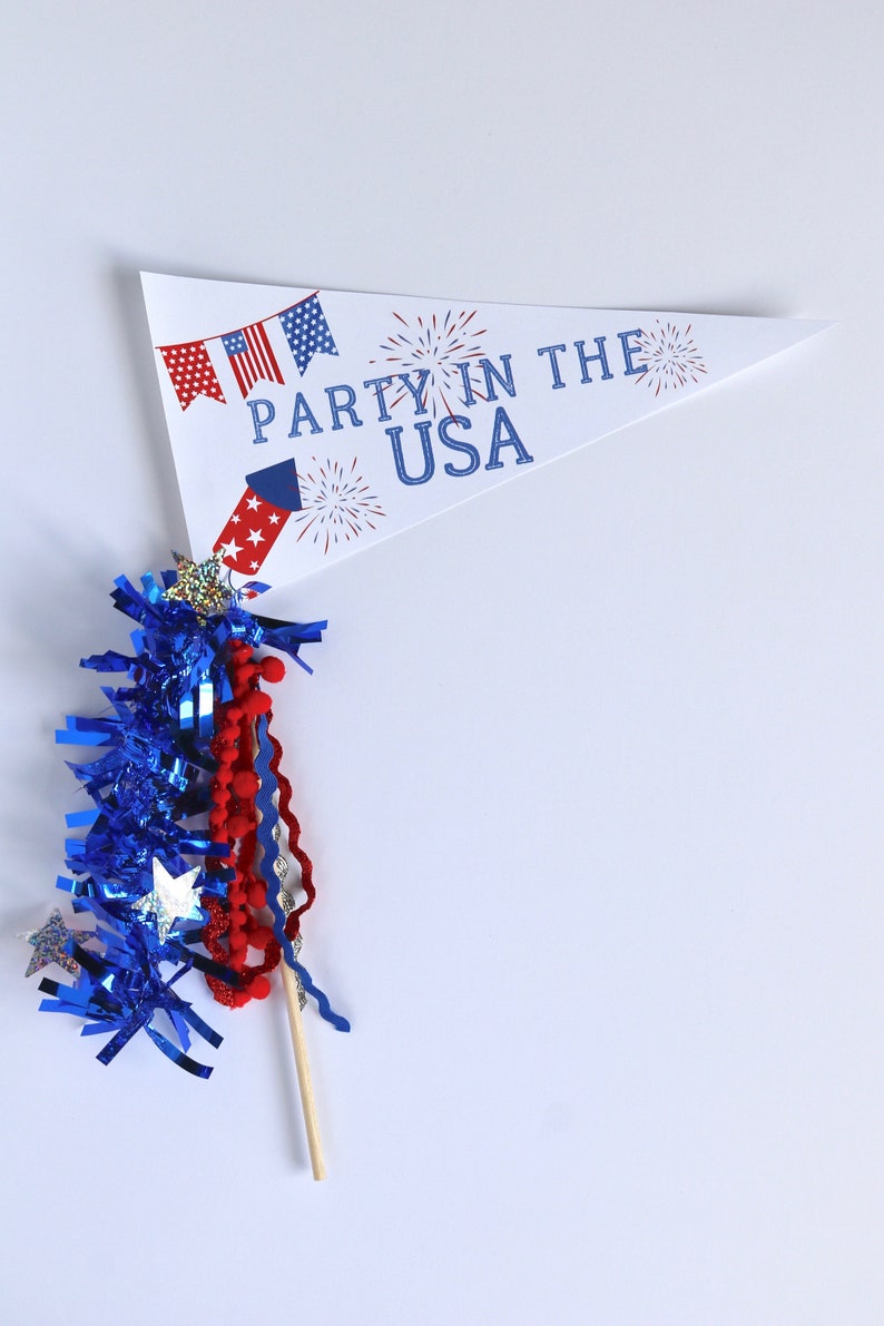 ASSEMBLED 4th of July Patriotic Flag Pennant - Etsy