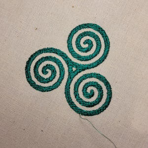 Celtic Trinity Machine Embroidery Design Triskele Eternity Symbol Irish ...