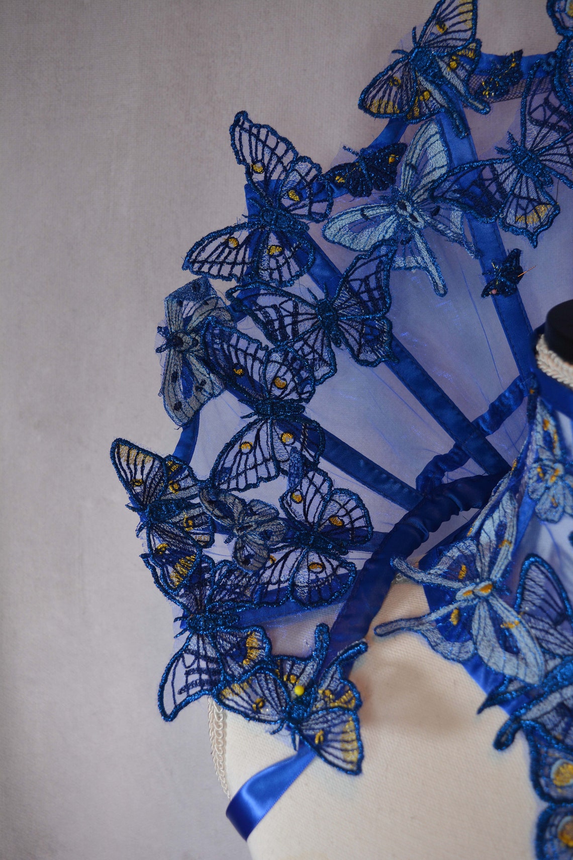 Embroidered Moth Elizabethan Collar - Etsy