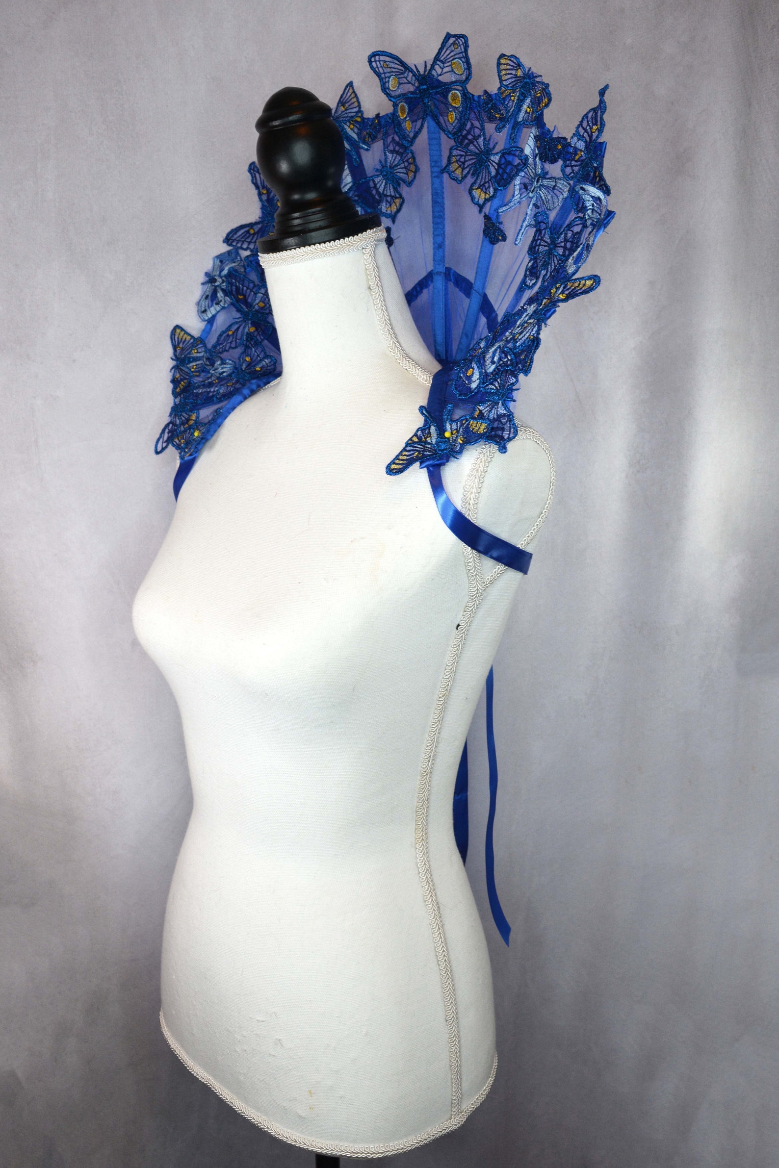 Embroidered Moth Elizabethan Collar - Etsy