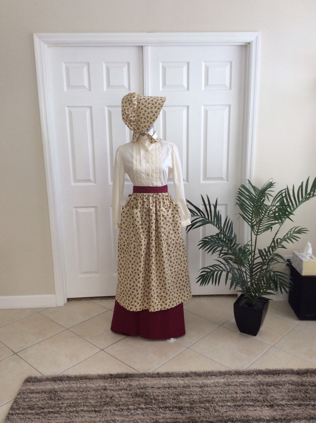 Pioneer Outfit With Skirt, Waist Apron, and Bonnet (3 Pieces), Custom ...