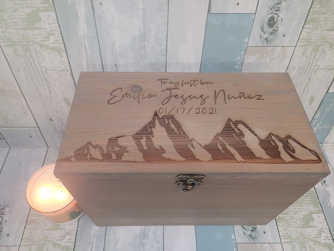 Medium Rustic Keepsake Box Mens Personalized Keepsake Box Dads Travel ...