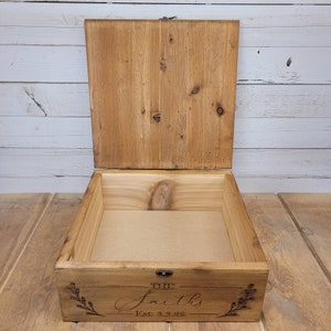 Personalized Cake Stand Keepsake Box 18x18x6 Wedding Cake Stand and ...