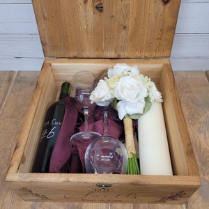 Personalized Cake Stand Keepsake Box 18x18x6 Wedding Cake Stand and ...