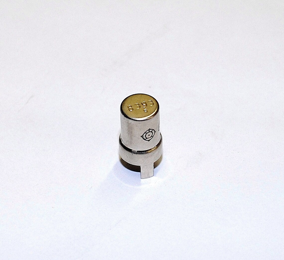 Hitachi 8393 Nuvistor Vacuum Tube - Etsy
