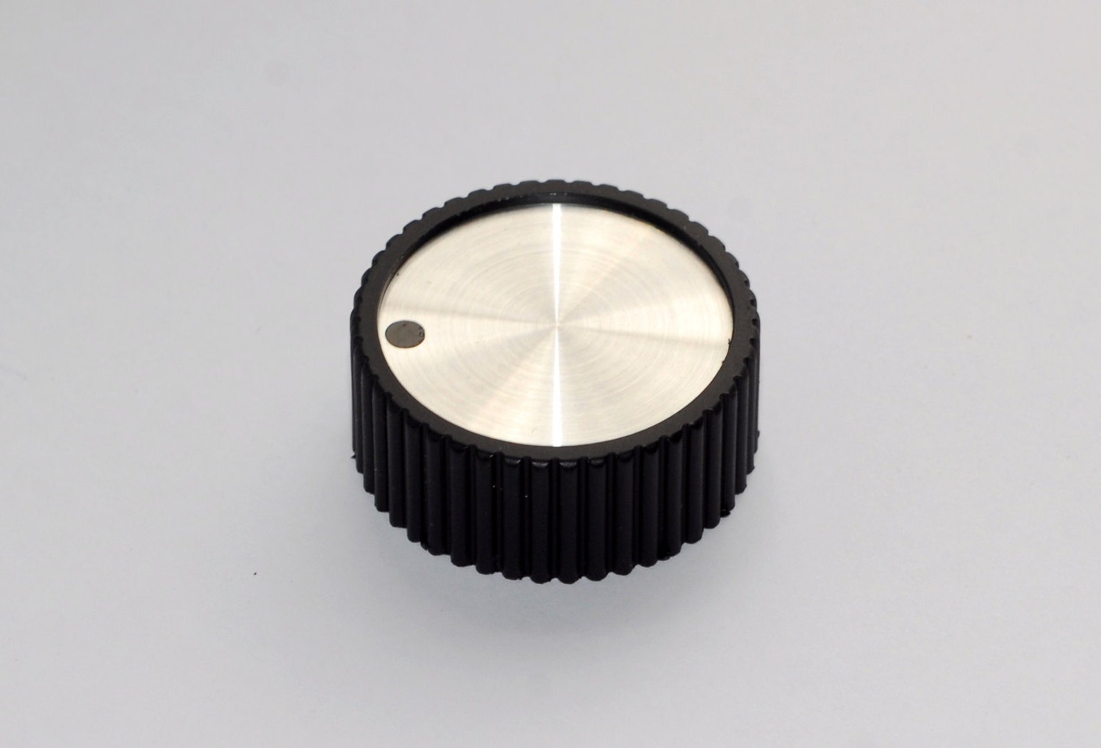 Vintage NRCI Radio Knob - Low Profile - Spun Aluminum Insert - for 3/16 ...