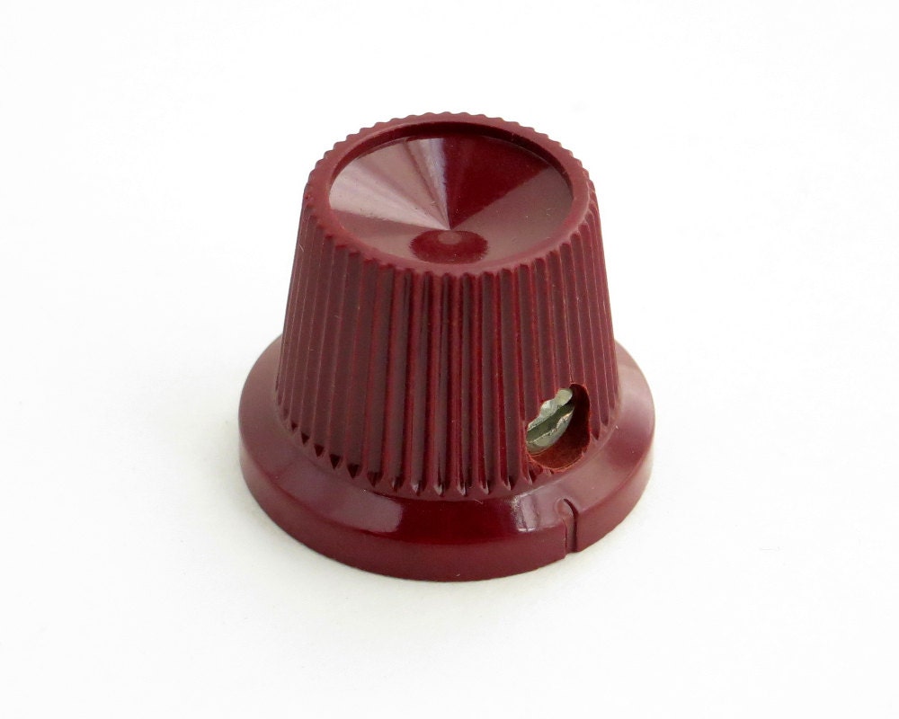 Vintage Rogan Bros. Red Bakelite knob top hat control knob | Etsy