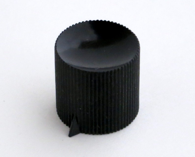 Miniature Vintage Bakelite Radio Knobs for 1/4 Shafts - Etsy