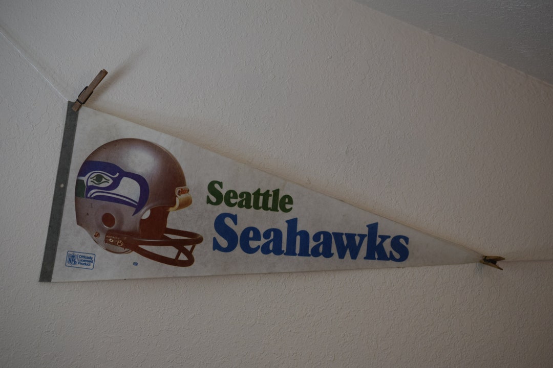 Retro Old School Logo Seattle Seahawks Team Sports Pennant / Man Cave ...