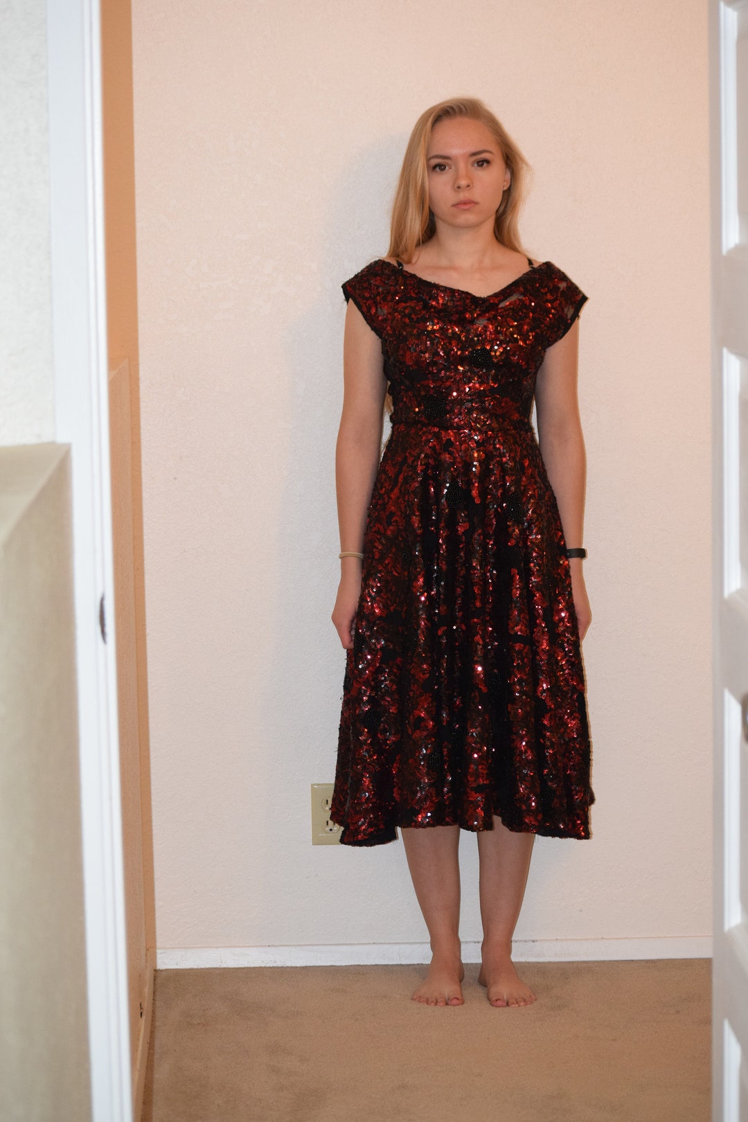 Stunning Tracy Reese Black Label Red and Black Sequined Semi Formal Cap ...