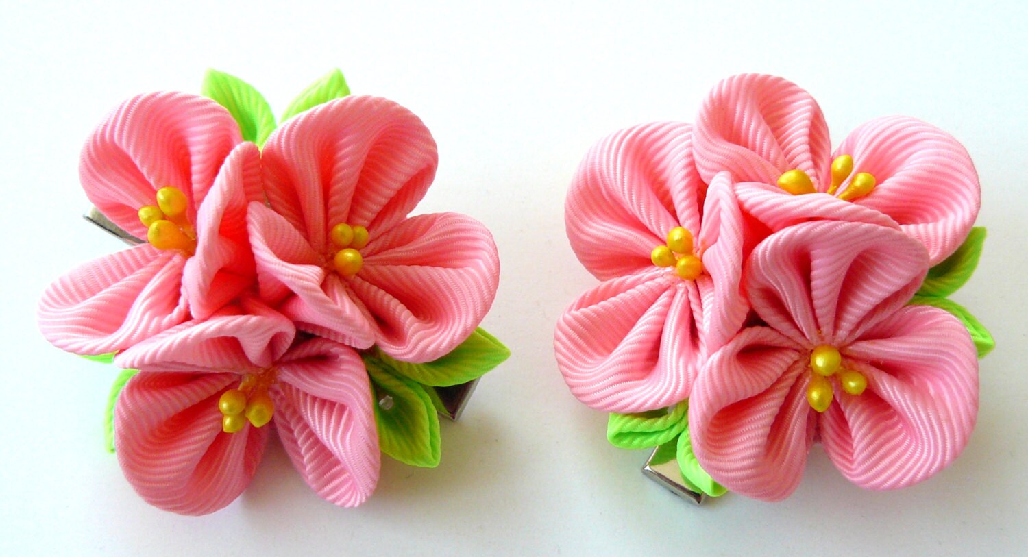 Kanzashi Fabric Flowers. Set of 2 Hair Clips. Pink Kanzashi - Etsy