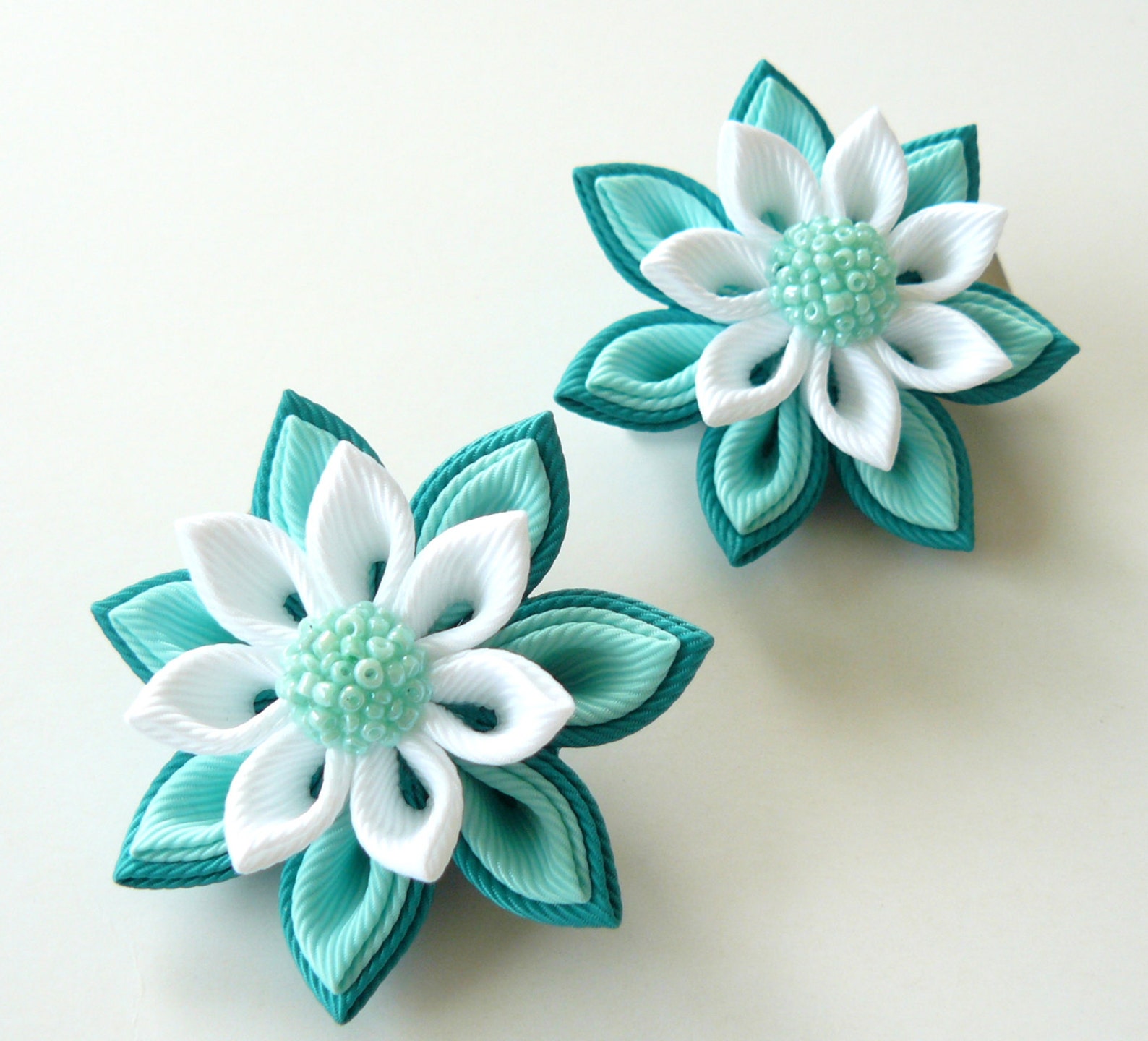 Kanzashi Fabric Flowers. Set of 2 Hair Clips. Shades of Mint - Etsy