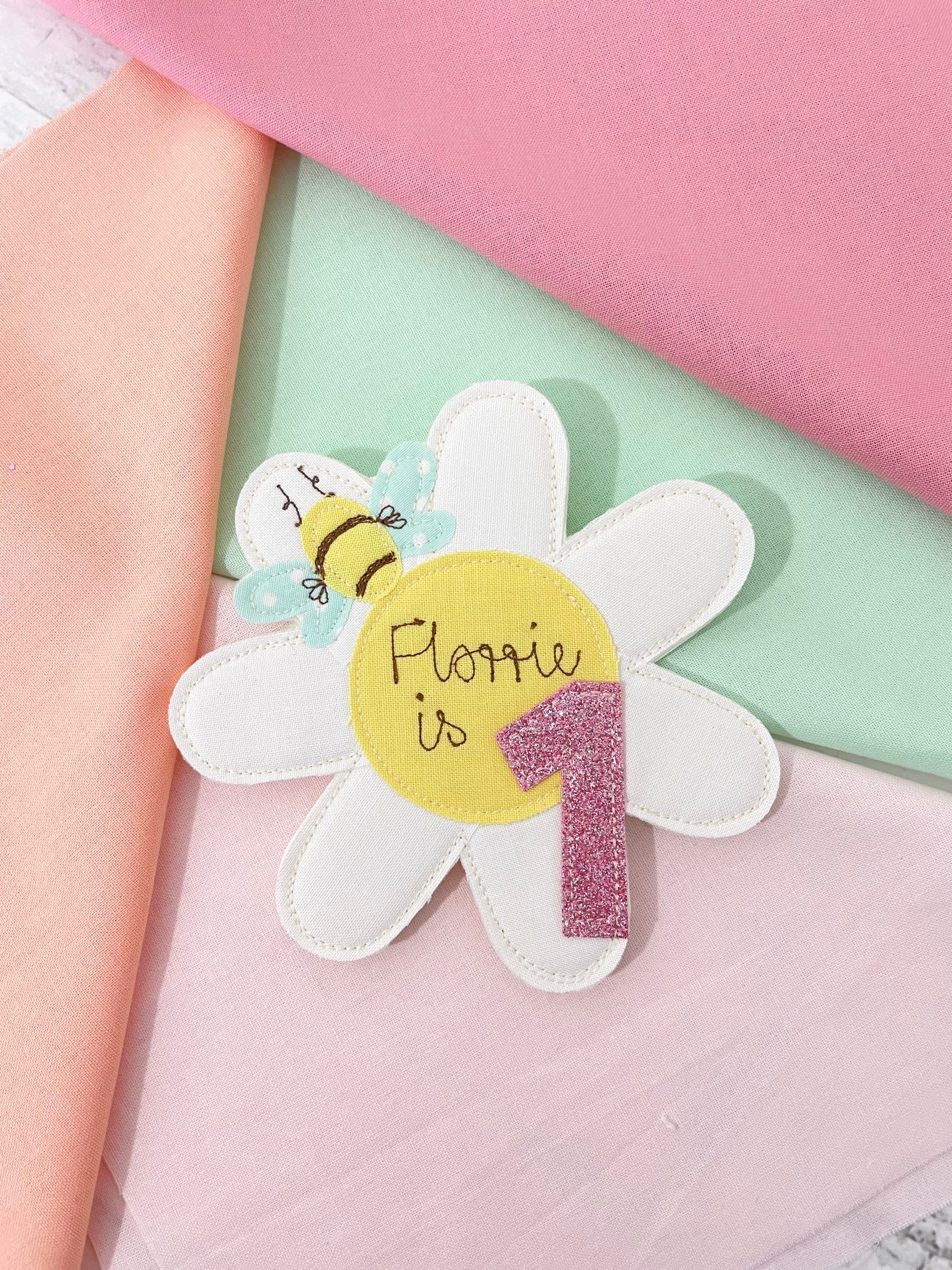 Daisy Flower Personalised Birthday Rosette - Etsy
