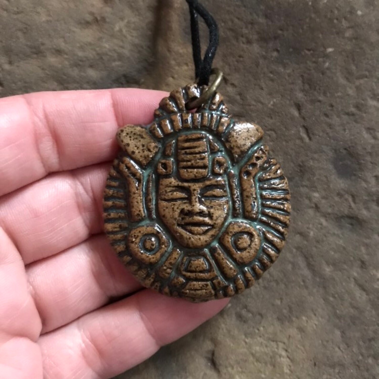 Inca Warrior Collar Collar de Cerámica | Etsy