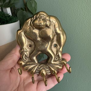 Vtg Brass Gorilla, Ape Key Rack, Key Storage Holder, Brass Wall Decor ...
