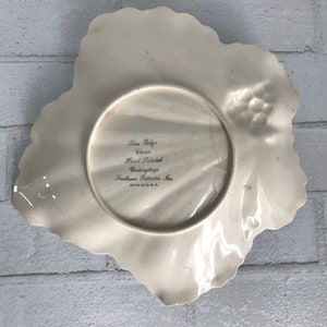 Blue Ridge Southern Pottery Verna Handled Leaf Shaped Dish With Victory ...