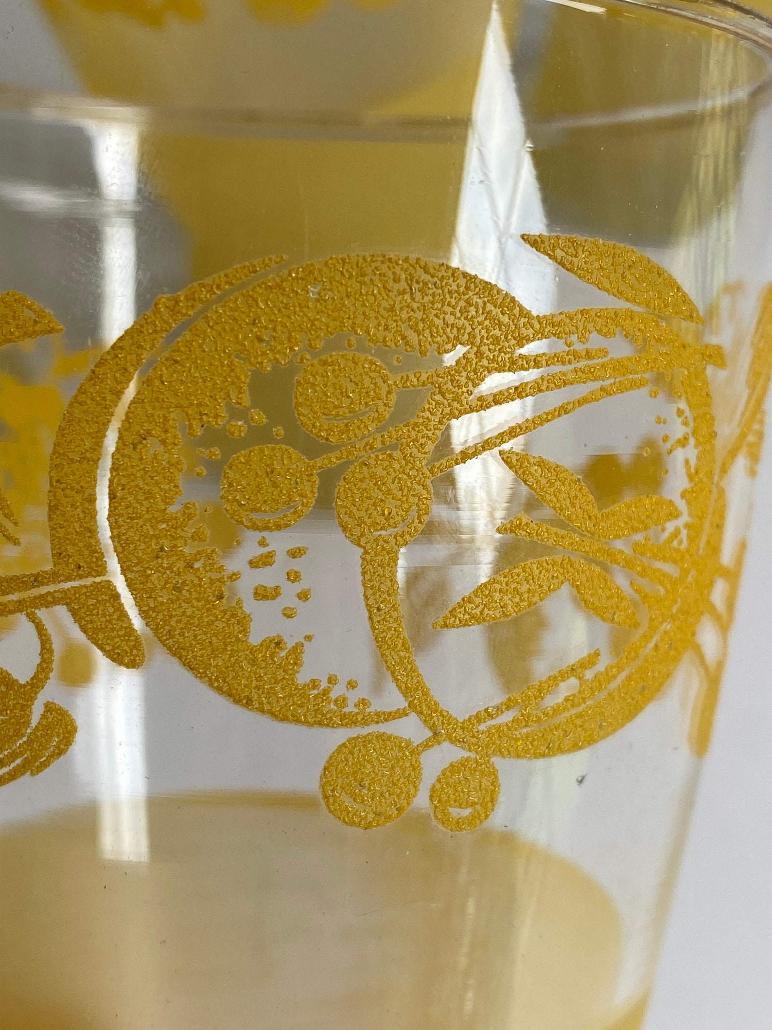 Vtg Yellow/Orange Frosted Drinking Glasses Set of 4 Hourglass | Etsy