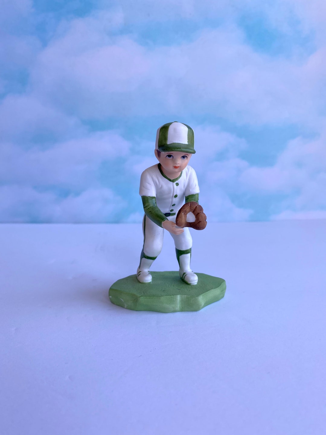 Vtg Baseball Player Figurine, Enesco 1983 Baseball Player, Green ...