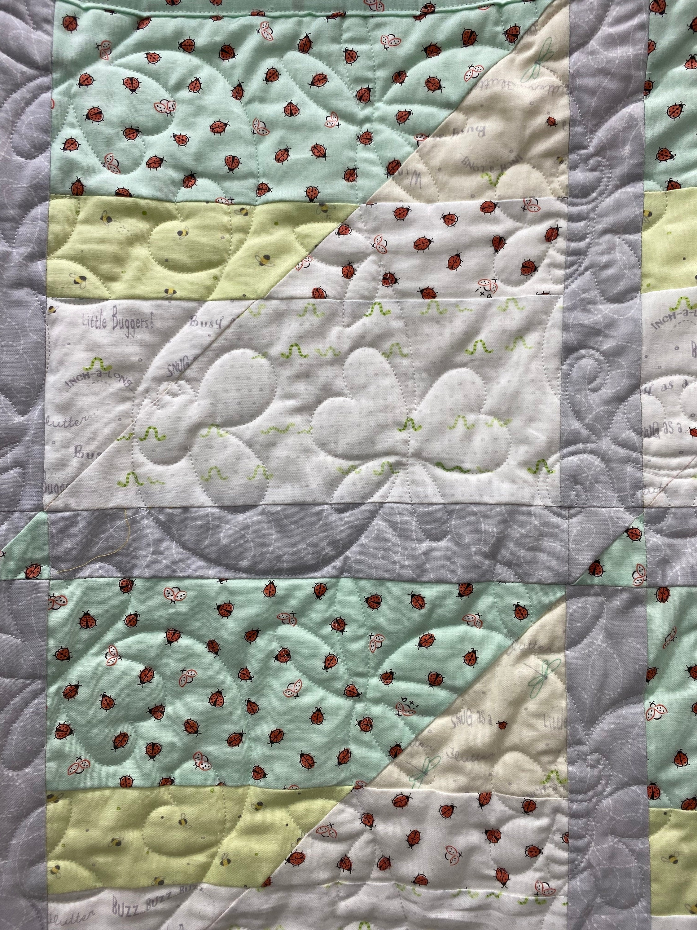 Handmade Little Buggers Quilt - Etsy