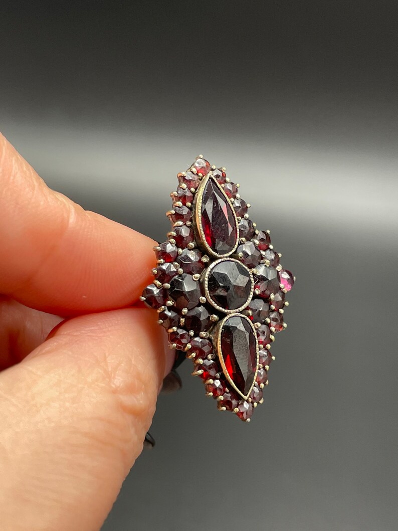 Antique Georgian or Victorian 14k Gold Shank and Red Garnet - Etsy