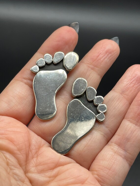 vintage sterling silver footprints - Gem