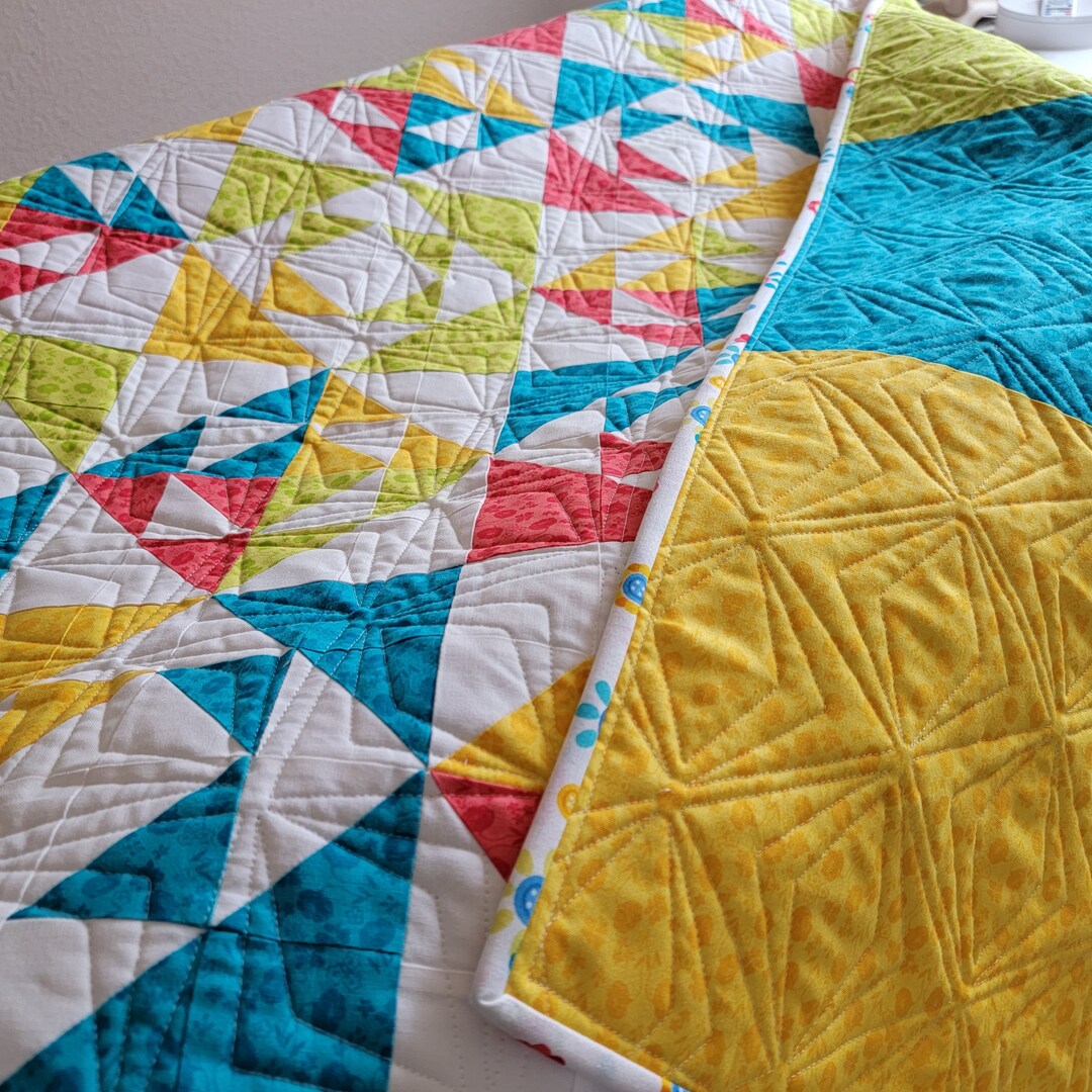 Whimsical Kissing Fish Quilt: Lap, Throw, Crib or Wall Hanging. 50.5 X ...