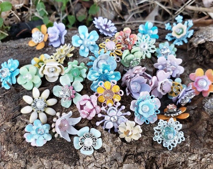 5 Pieces Pastel Enamel Flower Beads Brass Flower Charms Mini Tiny ...