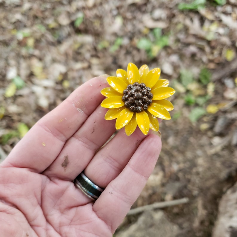 Small Sunflower Pin Enamel Flower Brooch 38mm Yellow and Brown - Etsy