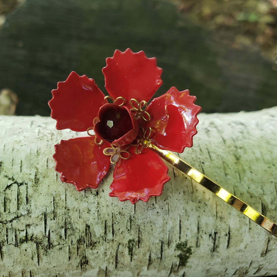Mini Red Metal Flower Hair Pin Red and Gold Enamel Flower - Etsy