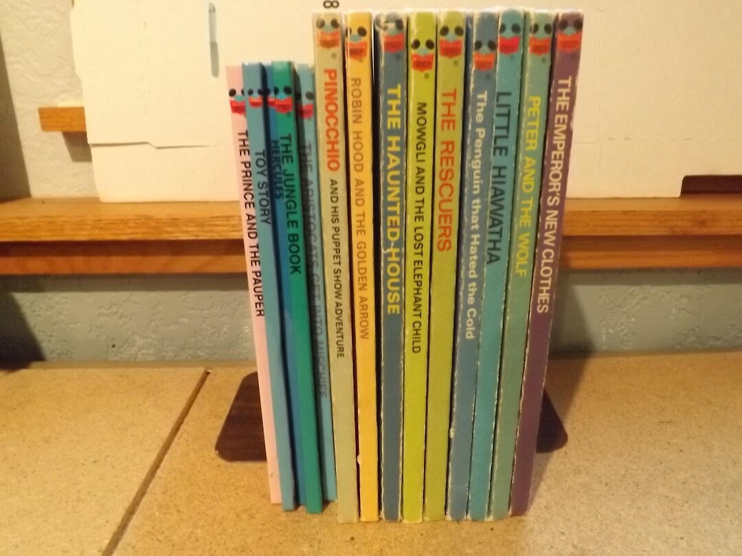 Lot of 14 Wonderful World of Reading Disney Books - Etsy