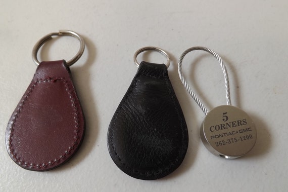 Three Automobile Car Advertising Key Rings - See Desc… - Gem
