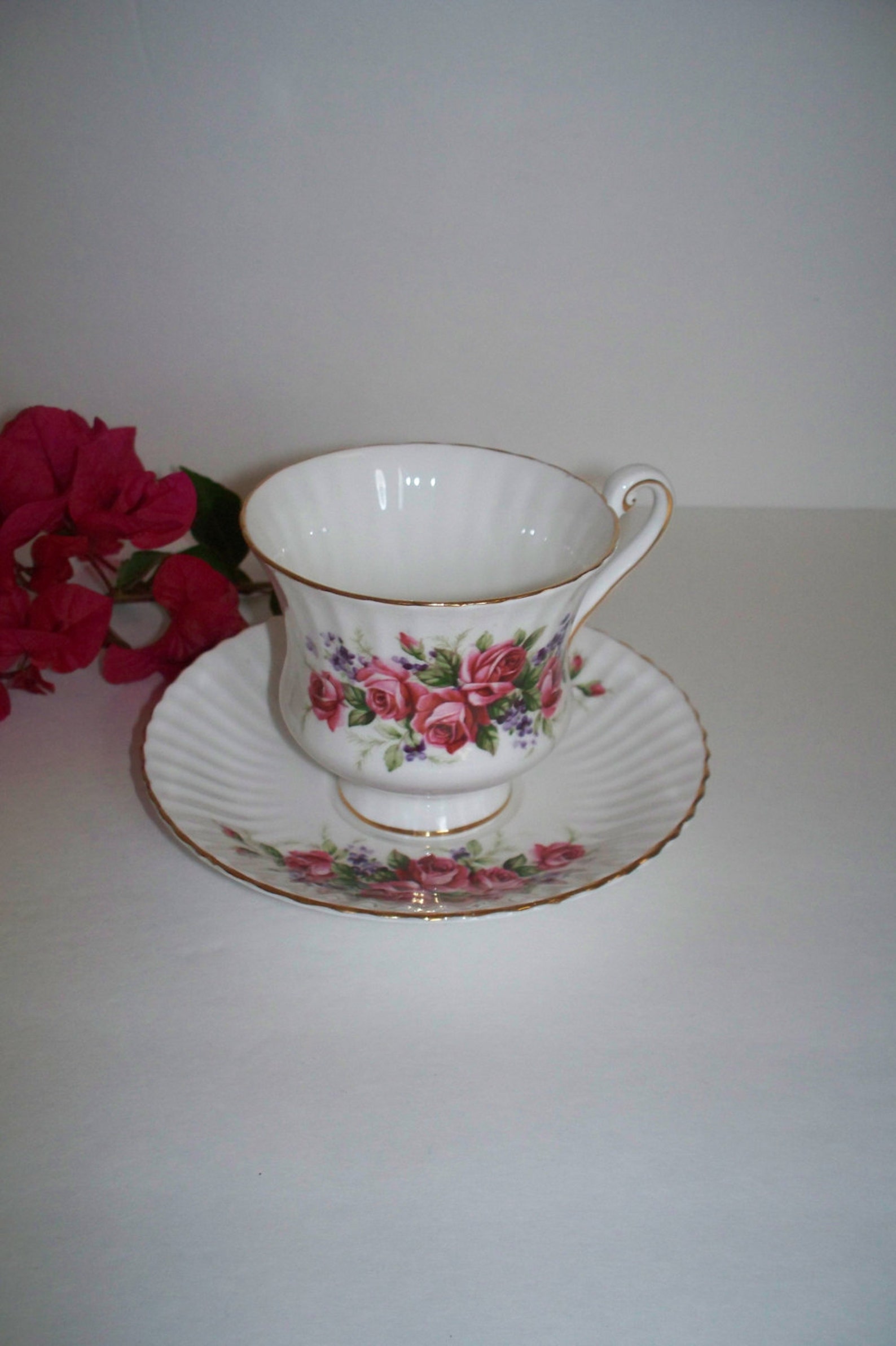 Vintage " Royal Standard " England Fine Bone China Roses & Violets ...