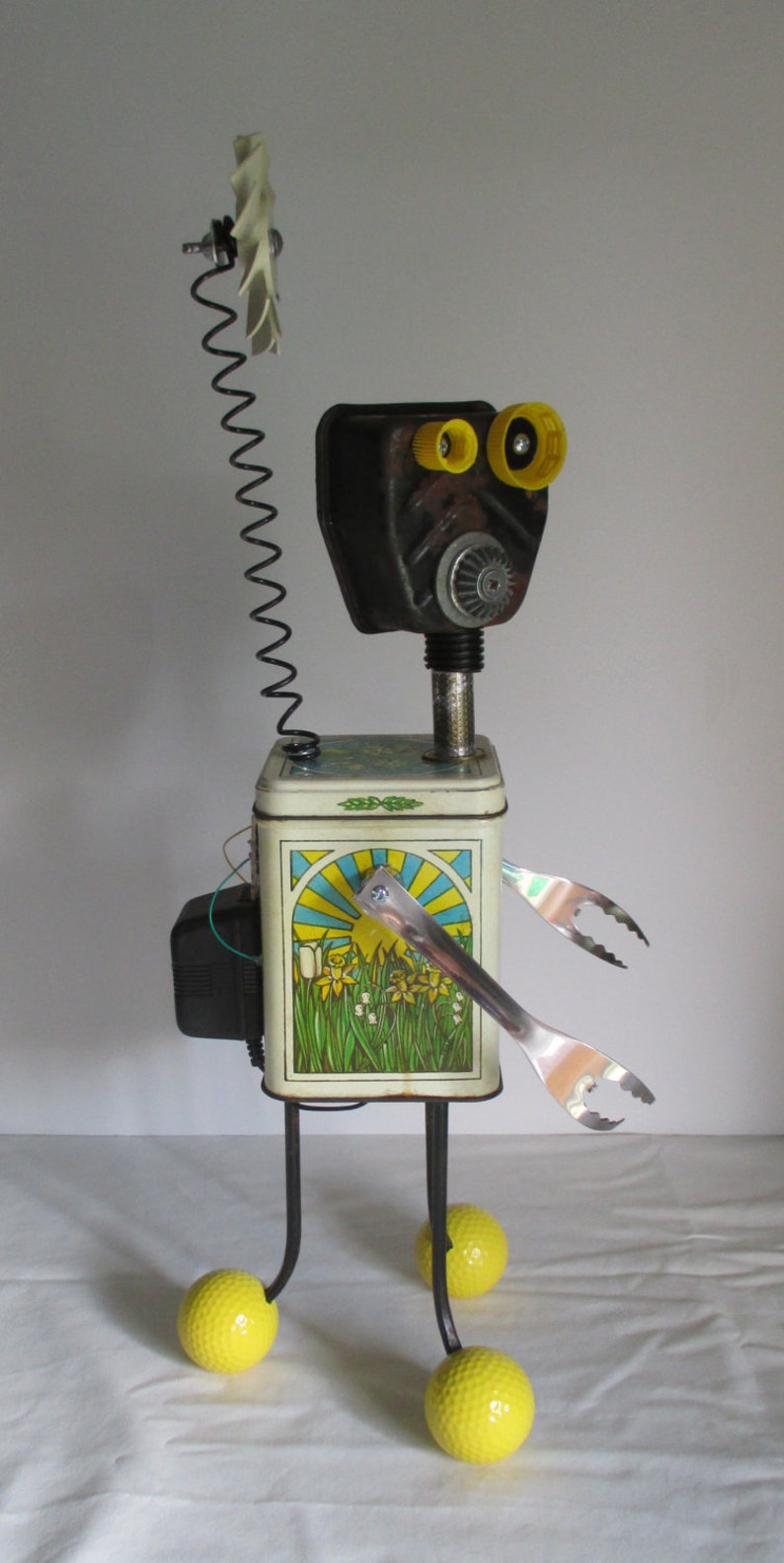 WINDMILL WILLIE- Found Object Robot Sculpture~assemblage - Etsy