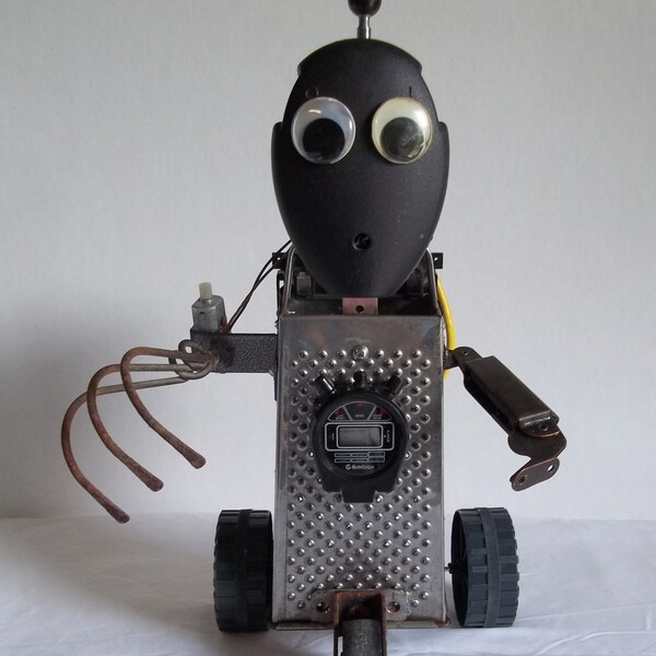 Robot Assemblage - Etsy
