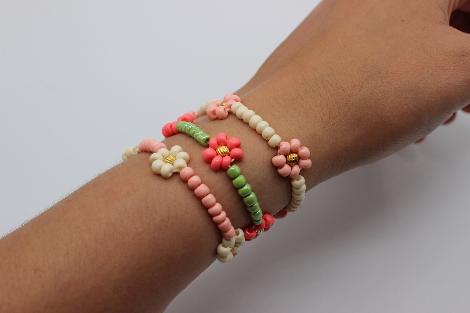 ONE Daisy Flower Seed Bead Spring Summer Bracelet - Etsy