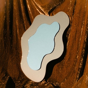 Gold Wiggly Mirror - Wavy Acrylic Color Mirror Wiggly Mirror Amorphic ...