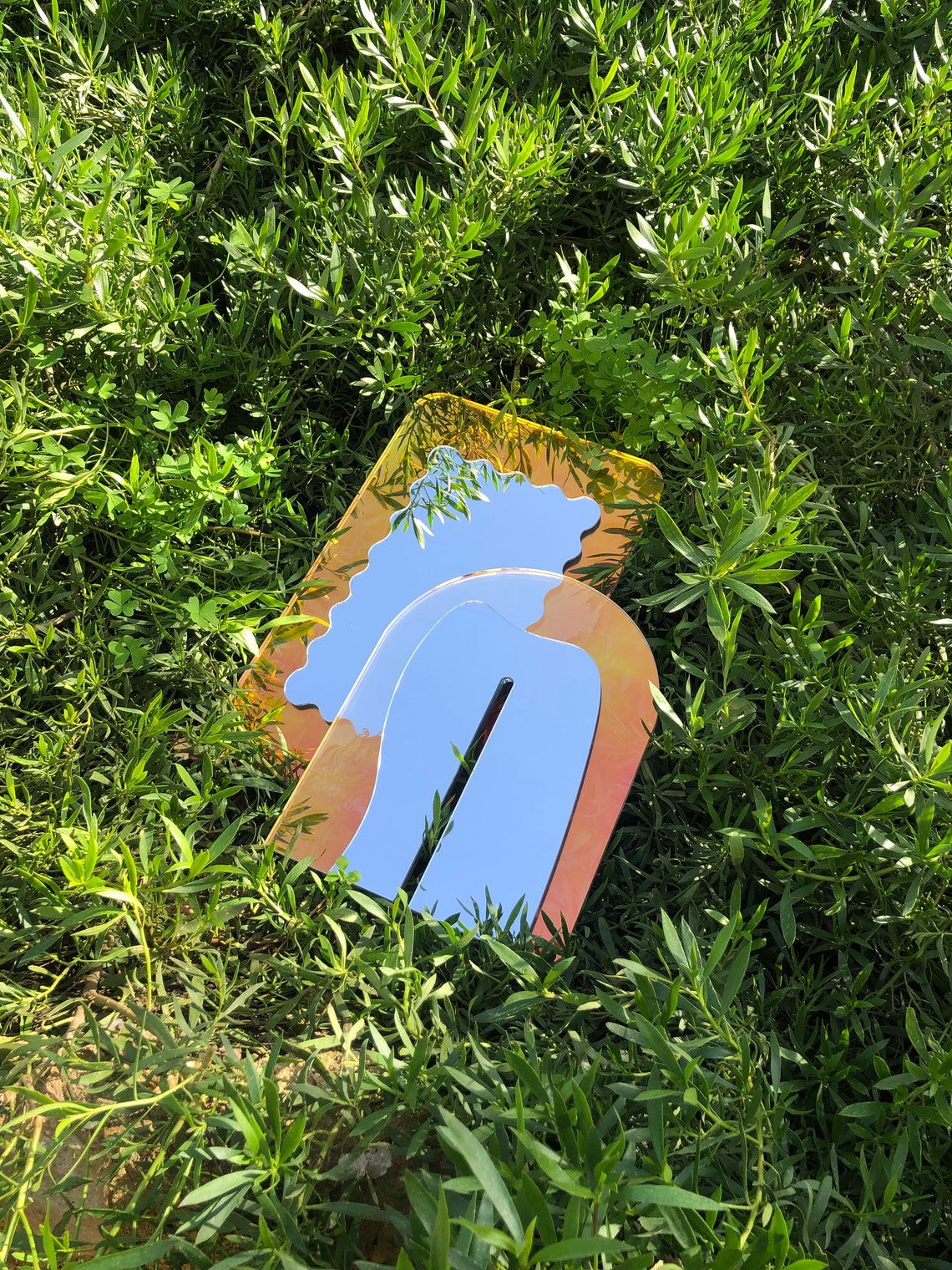 Elephant Reflector - Wavy Acrylic Mirror Wiggly Mirror Amorphic Mirror ...
