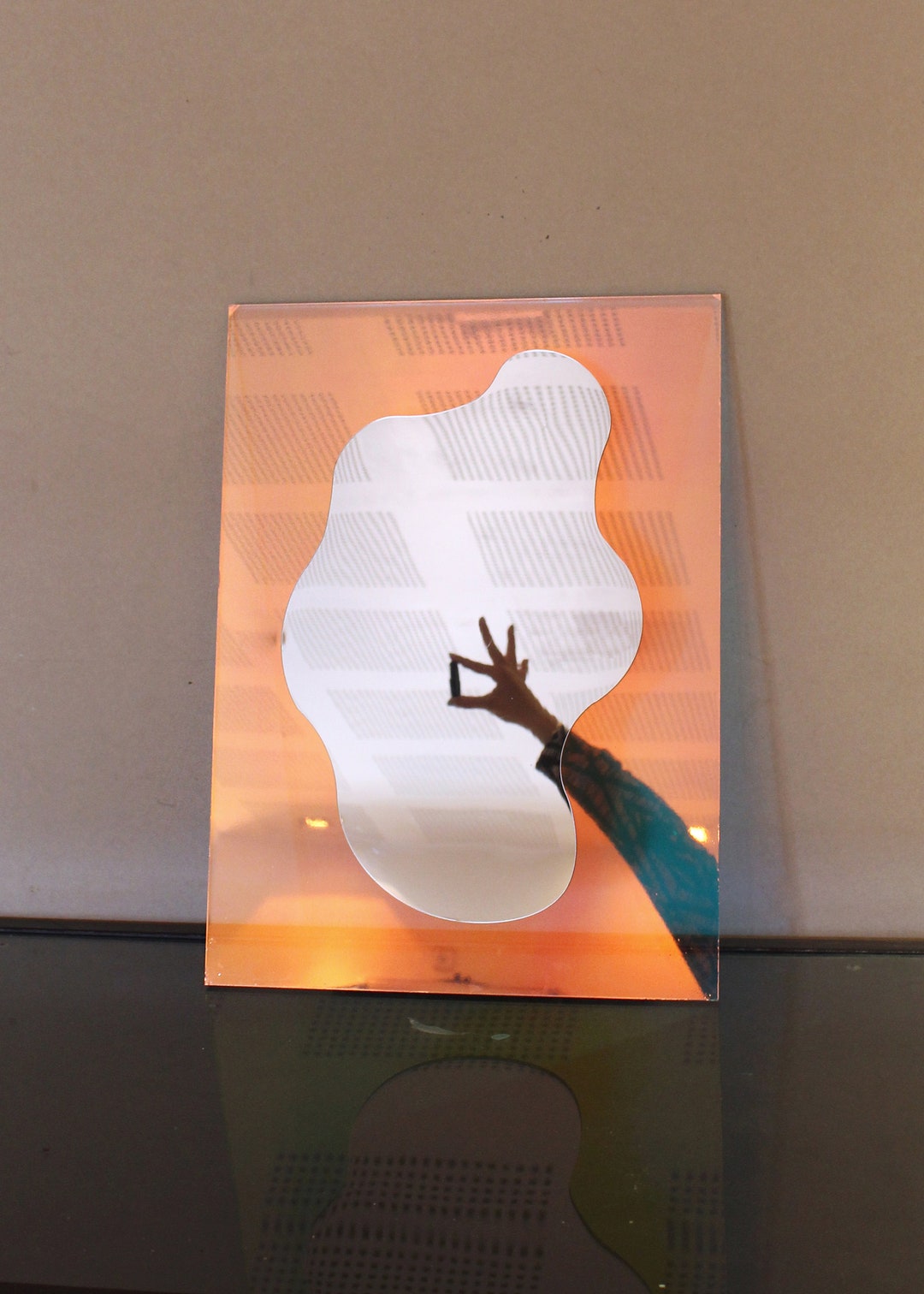 Squared Wiggly Reflector - Wavy Acrylic Mirror Wiggly Mirror Amorphic ...