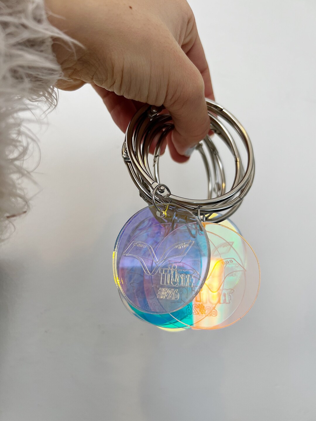 Custom Keychain Giveaways Holographic Customised Wedding Favors, Party ...
