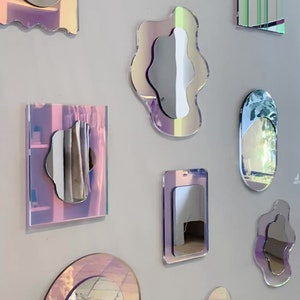 Medium Wiggly Life Reflector- Wavy Acrylic Mirror Wiggly Mirror ...