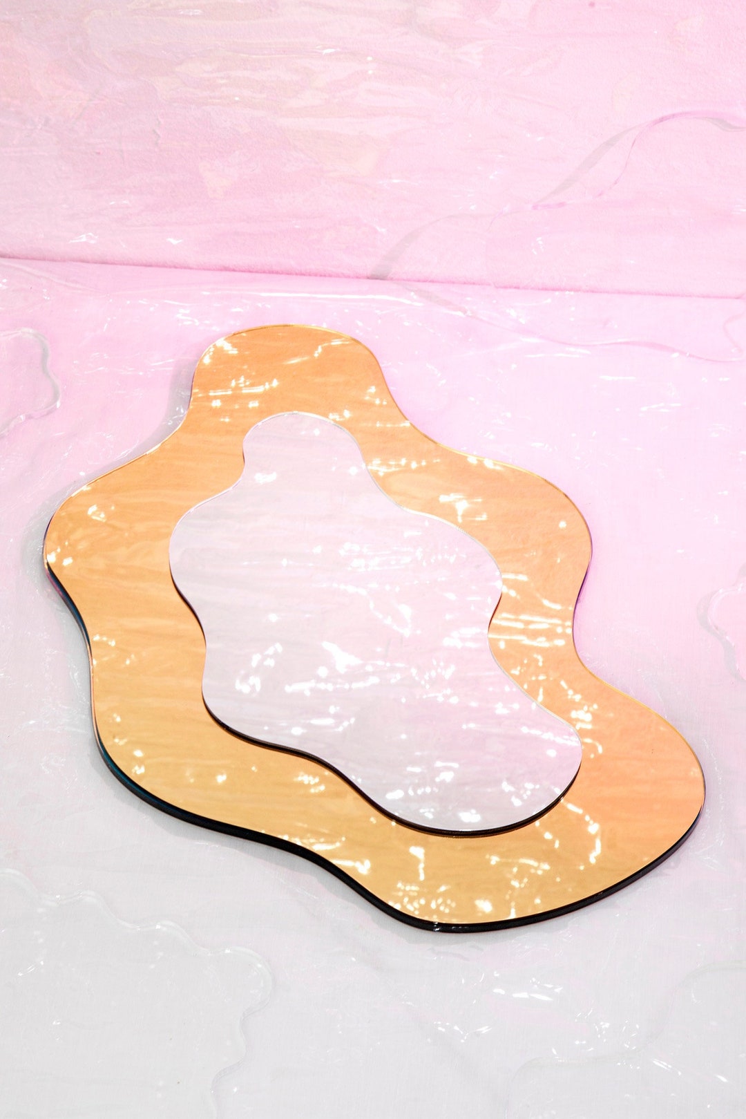 Gold Wiggly Mirror - Wavy Acrylic Color Mirror Wiggly Mirror Amorphic ...