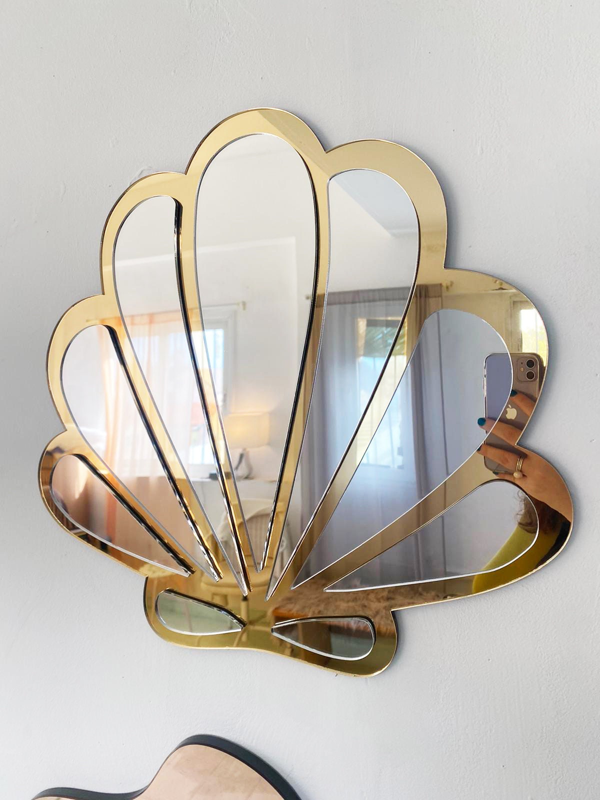Seashell Gold and Silver Mirror - Clam Sea Shell Wavy Acrylic Color ...