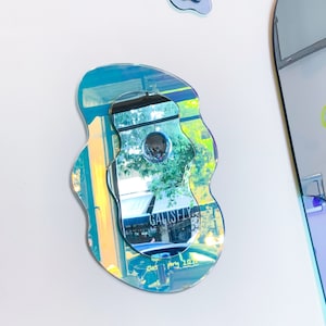 The Wave Reflector - Wavy Acrylic Mirror Wiggly Mirror Amorphic Mirror ...