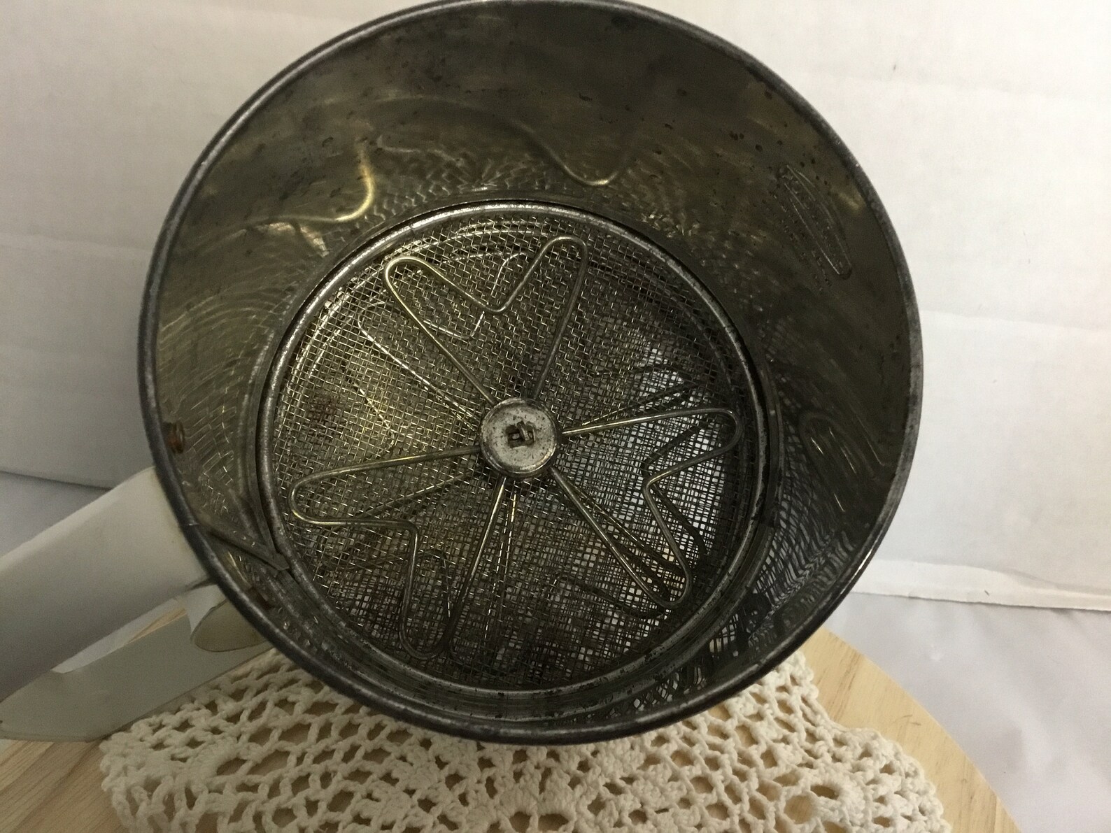 Vintage Androck Metal Sifter - Etsy